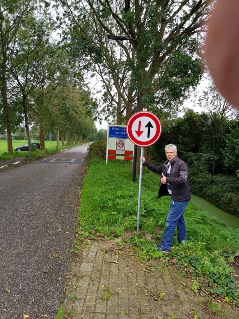 Voorrangsborden scheppen duidelijkheid bij drempel - De Grachten